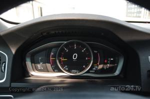 Melns Volvo V60 2016 Tallina, ar dzinēja tilpumu 2.00 L un nobraukumu 296 tūkst. km par 6500 €, foto 21 vietnē AUTOMOTO.COM.LV