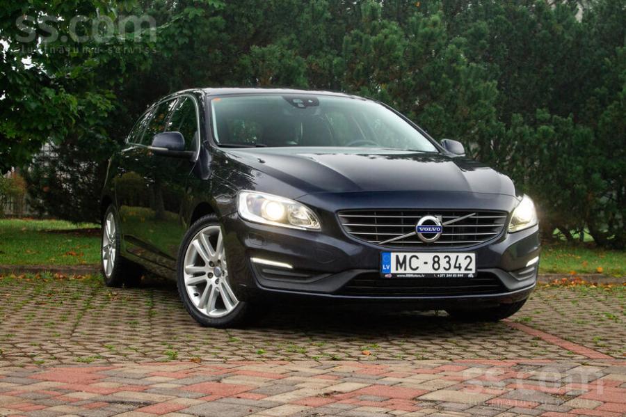 Черный Вольво B60 2016 в Елгава, объемом двигателя 2.00 л и пробегом 161 тыс. км за 7100 €, фото 1 на AUTOMOTO.COM.LV
