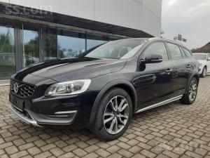 Black Volvo V60 2016 in Riga, with an engine capacity of 2.40 L and mileage of 218 thousand km for 12800 €, photo  on AUTOMOTO.COM.LV