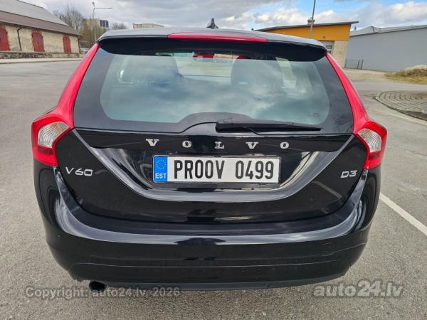 Black Volvo V60 2017 in Paide, with an engine capacity of 2.00 L and mileage of 229 thousand km for 8350 €, photo 5 on AUTOMOTO.COM.LV