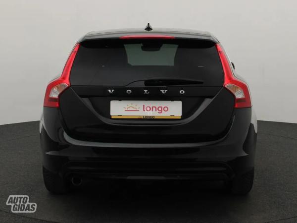 Black Volvo V60 2017 in Vilnius, with an engine capacity of 2.00 L and mileage of 205 thousand km for 11999 €, photo 5 on AUTOMOTO.COM.LV