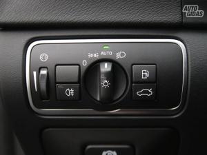 Melns Volvo V60 2017 Viļņa, ar dzinēja tilpumu 2.00 L un nobraukumu 205 tūkst. km par 11999 €, foto 28 vietnē AUTOMOTO.COM.LV