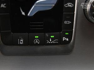 Melns Volvo V60 2017 Viļņa, ar dzinēja tilpumu 2.00 L un nobraukumu 205 tūkst. km par 11999 €, foto 31 vietnē AUTOMOTO.COM.LV