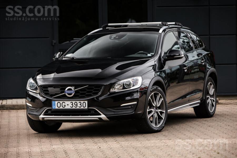 Black Volvo V60 2017 in Jelgava, with an engine capacity of 2.40 L and mileage of 0 thousand km for 11690 €, photo 1 on AUTOMOTO.COM.LV