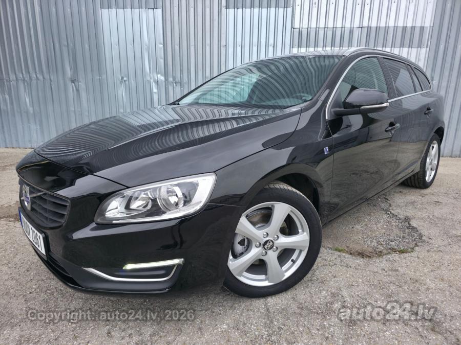 Черный Вольво B60 2017 в Таллин, объемом двигателя 2.00 л и пробегом 204 тыс. км за 8790 €, фото 3 на AUTOMOTO.COM.LV