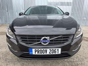 Черный Вольво B60 2017 в Таллин, объемом двигателя 2.00 л и пробегом 204 тыс. км за 8790 €, фото 8 на AUTOMOTO.COM.LV