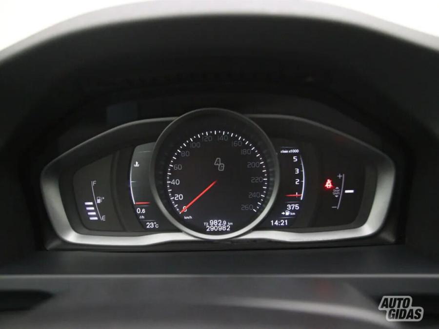 Черный Вольво B60 2017 в Вильнюс, объемом двигателя 2.00 л и пробегом 291 тыс. км за 8999 €, фото 20 на AUTOMOTO.COM.LV