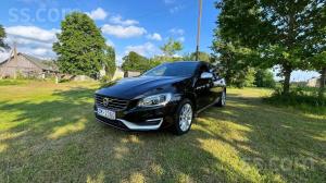 Melns Volvo V60 2017 Daugavpils, ar dzinēja tilpumu 2.00 L un nobraukumu 232 tūkst. km par 10500 €, foto 7 vietnē AUTOMOTO.COM.LV
