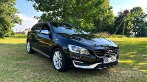 Melns Volvo V60 2017 Daugavpils, ar dzinēja tilpumu 2.00 L un nobraukumu 232 tūkst. km par 10500 €, foto 8 vietnē AUTOMOTO.COM.LV