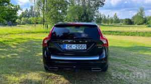 Melns Volvo V60 2017 Daugavpils, ar dzinēja tilpumu 2.00 L un nobraukumu 232 tūkst. km par 10500 €, foto 12 vietnē AUTOMOTO.COM.LV