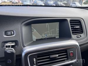 Melns Volvo V60 2017 Limbaži, ar dzinēja tilpumu 2.00 L un nobraukumu 218 tūkst. km par 10350 €, foto 15 vietnē AUTOMOTO.COM.LV
