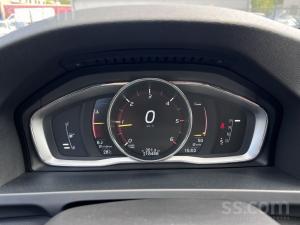 Melns Volvo V60 2017 Limbaži, ar dzinēja tilpumu 2.00 L un nobraukumu 218 tūkst. km par 10350 €, foto 20 vietnē AUTOMOTO.COM.LV