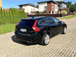 Melns Volvo V60 2017 Klaipėda, ar dzinēja tilpumu 2.40 L un nobraukumu 213 tūkst. km par 8200 €, foto 5 vietnē AUTOMOTO.COM.LV