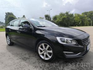 Melns Volvo V60 2017 Rīga, ar dzinēja tilpumu 2.00 L un nobraukumu 266 tūkst. km par 8500 €, foto 3 vietnē AUTOMOTO.COM.LV