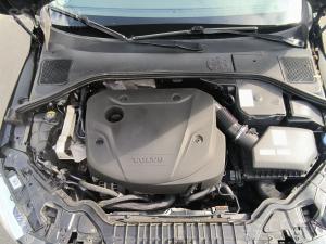 Melns Volvo V60 2017 Rīga, ar dzinēja tilpumu 2.00 L un nobraukumu 266 tūkst. km par 8100 €, foto 13 vietnē AUTOMOTO.COM.LV