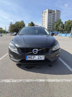 Черный Вольво B60 2017 в Каунас, объемом двигателя 1.97 л и пробегом 264 тыс. км за 5150 €, фото 3 на AUTOMOTO.COM.LV