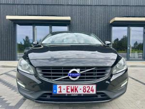 Melns Volvo V60 2017 Šauļi, ar dzinēja tilpumu 1.97 L un nobraukumu 215 tūkst. km par 6750 €, foto 4 vietnē AUTOMOTO.COM.LV