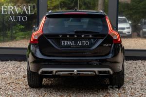 Черный Вольво B60 2017 в Елгава, объемом двигателя 2.00 л и пробегом 290 тыс. км за 9800 €, фото 6 на AUTOMOTO.COM.LV