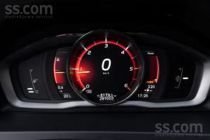 Черный Вольво B60 2017 в Елгава, объемом двигателя 2.00 л и пробегом 290 тыс. км за 9800 €, фото 17 на AUTOMOTO.COM.LV