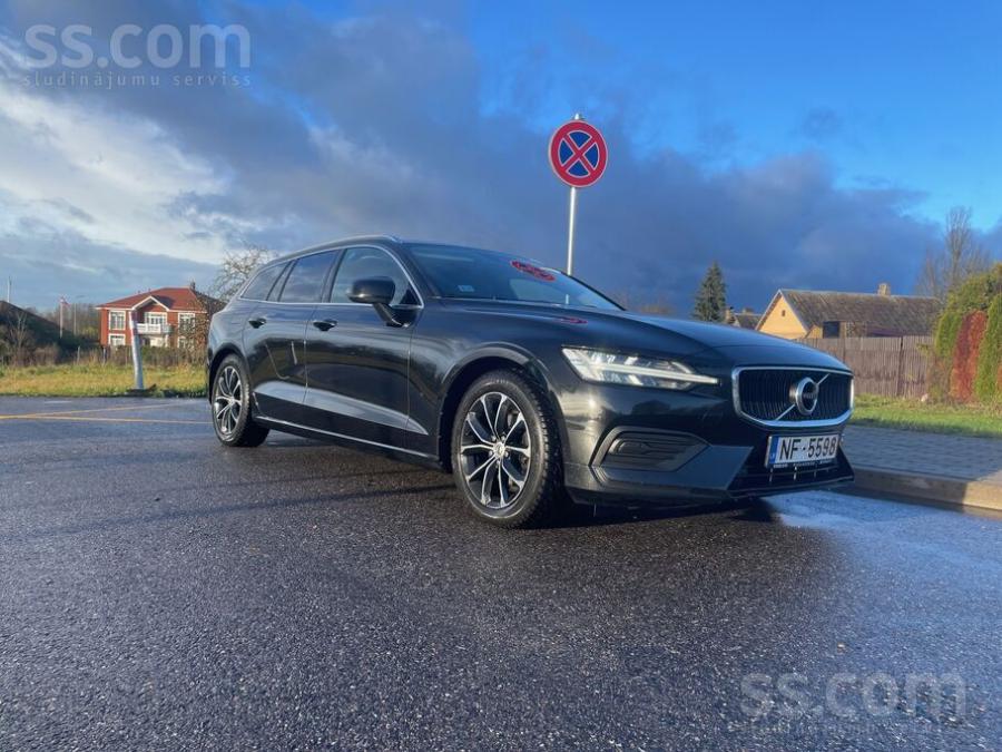 Melns Volvo V60 2018 Rīga, ar dzinēja tilpumu 2.00 L un nobraukumu 245 tūkst. km par 12500 €, foto 3 vietnē AUTOMOTO.COM.LV