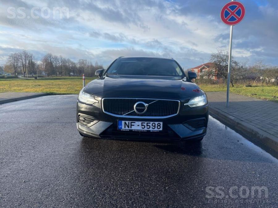 Melns Volvo V60 2018 Rīga, ar dzinēja tilpumu 2.00 L un nobraukumu 245 tūkst. km par 12500 €, foto 6 vietnē AUTOMOTO.COM.LV