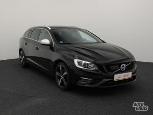 Melns Volvo V60 2018 Viļņa, ar dzinēja tilpumu 2.00 L un nobraukumu 200 tūkst. km par 13799 €, foto 10 vietnē AUTOMOTO.COM.LV