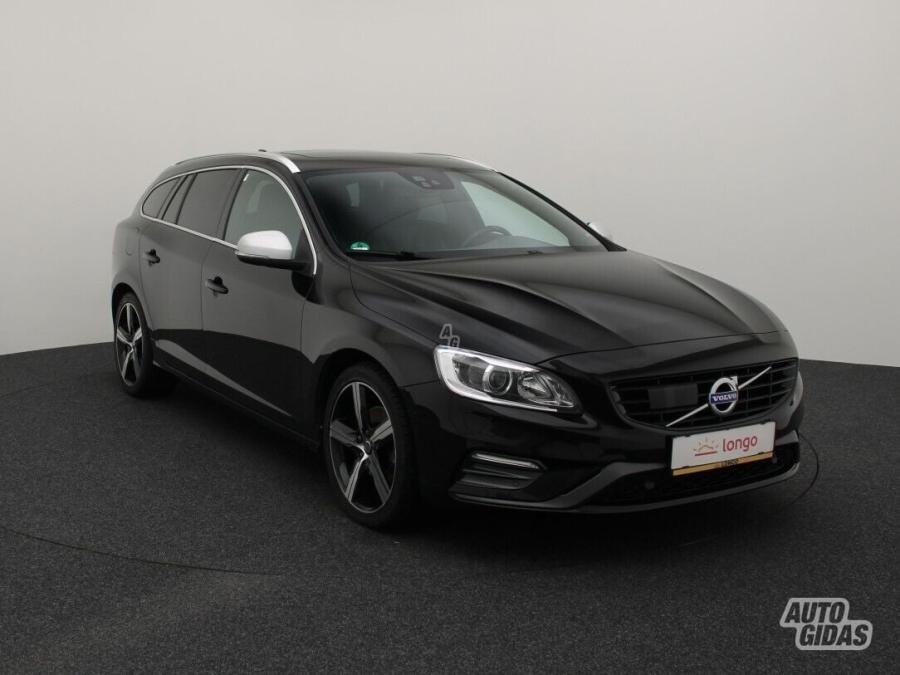 Black Volvo V60 2018 in Vilnius, with an engine capacity of 2.00 L and mileage of 200 thousand km for 13799 €, photo 10 on AUTOMOTO.COM.LV