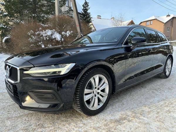 Melns Volvo V60 2018 Viļņa, ar dzinēja tilpumu 1.97 L un nobraukumu 315 tūkst. km par 12900 €, foto 4 vietnē AUTOMOTO.COM.LV
