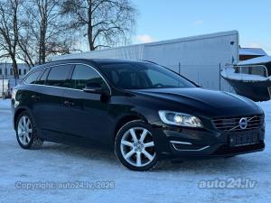 Black Volvo V60 2018 in Tartu, with an engine capacity of 2.00 L and mileage of 276 thousand km for 11499 €, photo  on AUTOMOTO.COM.LV