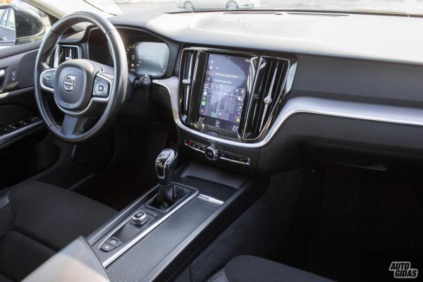 Melns Volvo V60 2018 Kauņa, ar dzinēja tilpumu 2.00 L un nobraukumu 226 tūkst. km par 12700 €, foto 9 vietnē AUTOMOTO.COM.LV