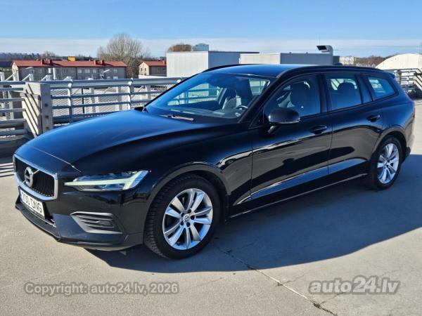 Black Volvo V60 2018 in Tallinn, with an engine capacity of 2.00 L and mileage of 202 thousand km for 16390 €, photo 1 on AUTOMOTO.COM.LV