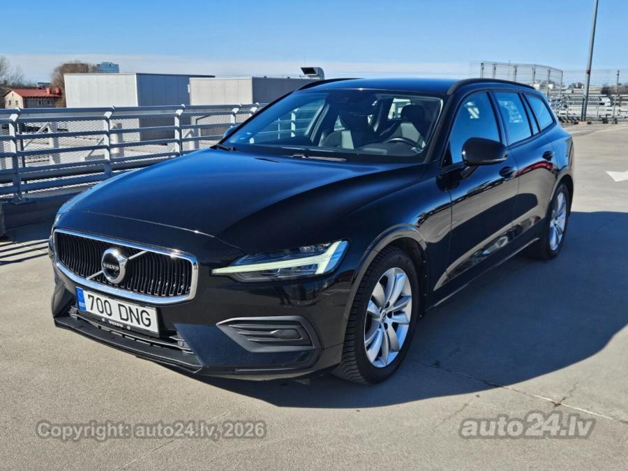 Black Volvo V60 2018 in Tallinn, with an engine capacity of 2.00 L and mileage of 202 thousand km for 16390 €, photo 2 on AUTOMOTO.COM.LV