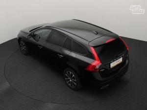Black Volvo V60 2018 in Vilnius, with an engine capacity of 2.00 L and mileage of 254 thousand km for 11199 €, photo 13 on AUTOMOTO.COM.LV