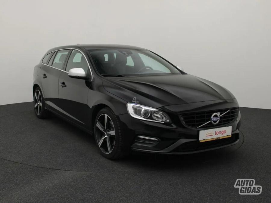 Black Volvo V60 2018 in Vilnius, with an engine capacity of 2.00 L and mileage of 204 thousand km for 13399 €, photo 11 on AUTOMOTO.COM.LV