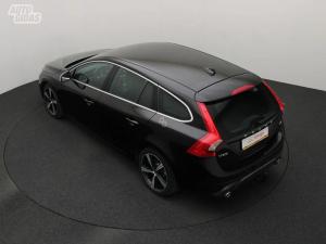 Black Volvo V60 2018 in Vilnius, with an engine capacity of 2.00 L and mileage of 204 thousand km for 13399 €, photo 13 on AUTOMOTO.COM.LV