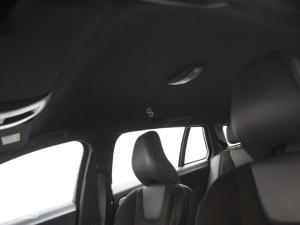 Black Volvo V60 2018 in Vilnius, with an engine capacity of 2.00 L and mileage of 204 thousand km for 13399 €, photo 35 on AUTOMOTO.COM.LV