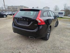 Melns Volvo V60 2018 Rakvere, ar dzinēja tilpumu 2.00 L un nobraukumu 238 tūkst. km par 9900 €, foto 3 vietnē AUTOMOTO.COM.LV
