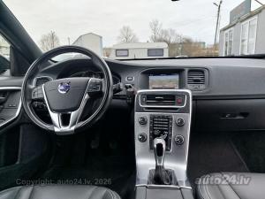 Melns Volvo V60 2018 Rakvere, ar dzinēja tilpumu 2.00 L un nobraukumu 238 tūkst. km par 9900 €, foto 9 vietnē AUTOMOTO.COM.LV