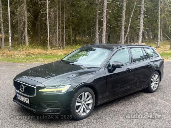 Melns Volvo V60 2018 Tallina, ar dzinēja tilpumu 2.00 L un nobraukumu 144 tūkst. km par 15999 €, foto  vietnē AUTOMOTO.COM.LV