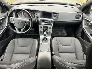 Melns Volvo V60 2018 Klaipėda, ar dzinēja tilpumu 2.40 L un nobraukumu 204 tūkst. km par 9300 €, foto 16 vietnē AUTOMOTO.COM.LV
