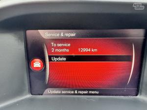 Black Volvo V60 2018 in Klaipeda, with an engine capacity of 2.40 L and mileage of 204 thousand km for 9300 €, photo 14 on AUTOMOTO.COM.LV