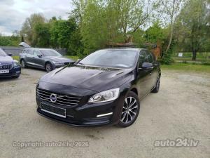 Black Volvo V60 2018 in Rakvere, with an engine capacity of 2.00 L and mileage of 238 thousand km for 9900 €, photo  on AUTOMOTO.COM.LV