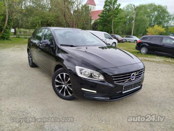 Melns Volvo V60 2018 Rakvere, ar dzinēja tilpumu 2.00 L un nobraukumu 238 tūkst. km par 9900 €, foto 3 vietnē AUTOMOTO.COM.LV
