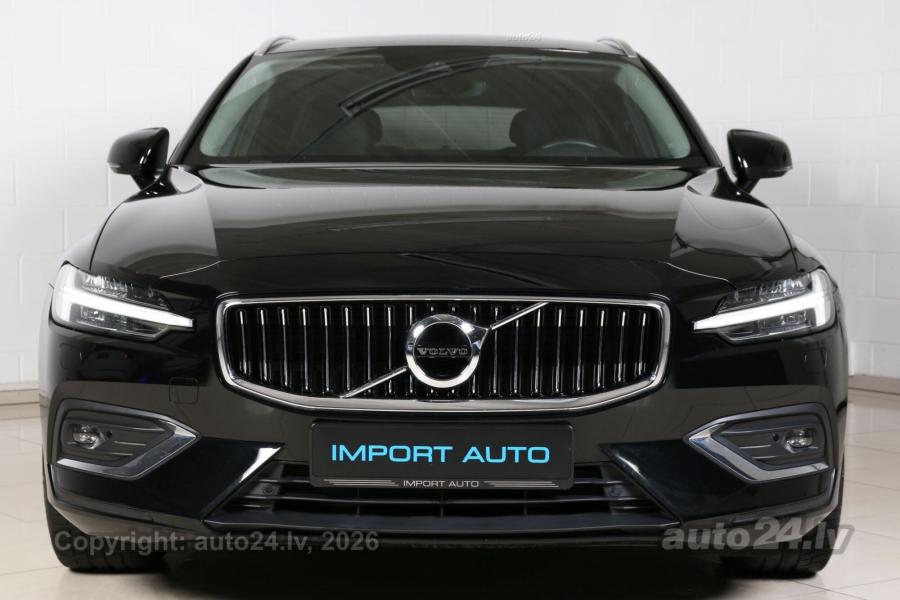 Melns Volvo V60 2018 Pērnava, ar dzinēja tilpumu 2.00 L un nobraukumu 127 tūkst. km par 19990 €, foto 3 vietnē AUTOMOTO.COM.LV