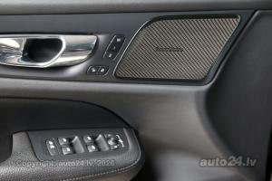 Melns Volvo V60 2018 Pērnava, ar dzinēja tilpumu 2.00 L un nobraukumu 127 tūkst. km par 19990 €, foto 13 vietnē AUTOMOTO.COM.LV