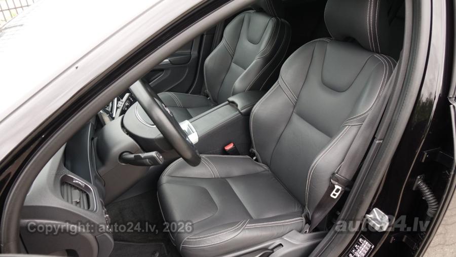 Melns Volvo V60 2018 Tartu, ar dzinēja tilpumu 2.00 L un nobraukumu 219 tūkst. km par 10990 €, foto 17 vietnē AUTOMOTO.COM.LV