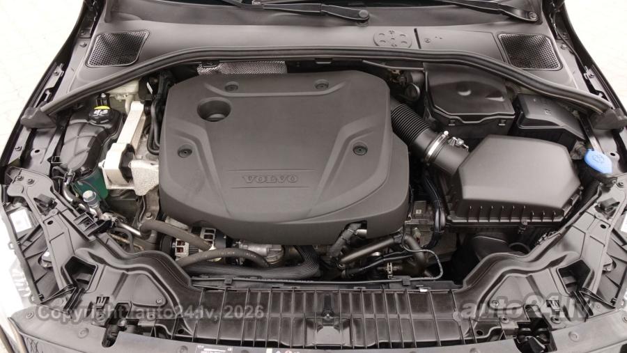 Melns Volvo V60 2018 Tartu, ar dzinēja tilpumu 2.00 L un nobraukumu 219 tūkst. km par 10990 €, foto 23 vietnē AUTOMOTO.COM.LV