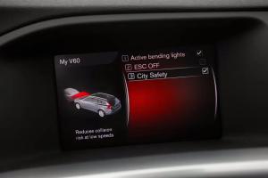 Melns Volvo V60 2018 Jelgava, ar dzinēja tilpumu 2.00 L un nobraukumu 264 tūkst. km par 12500 €, foto 17 vietnē AUTOMOTO.COM.LV
