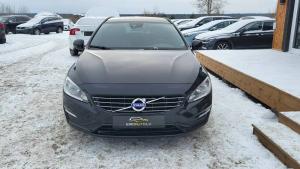 Melns Volvo V60 2018 Rīga, ar dzinēja tilpumu 2.00 L un nobraukumu 201 tūkst. km par 10900 €, foto 3 vietnē AUTOMOTO.COM.LV