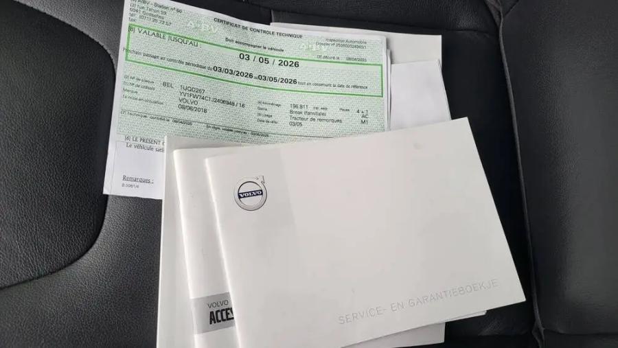 Melns Volvo V60 2018 Rīga, ar dzinēja tilpumu 2.00 L un nobraukumu 201 tūkst. km par 10900 €, foto 16 vietnē AUTOMOTO.COM.LV
